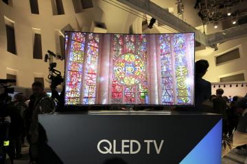 What is QLED Display and How Does it Differ From OLED? | Beebom