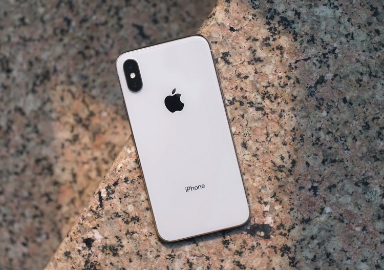 Apple Reportedly Facing 26 Class-Action Lawsuits Over iPhone ...
