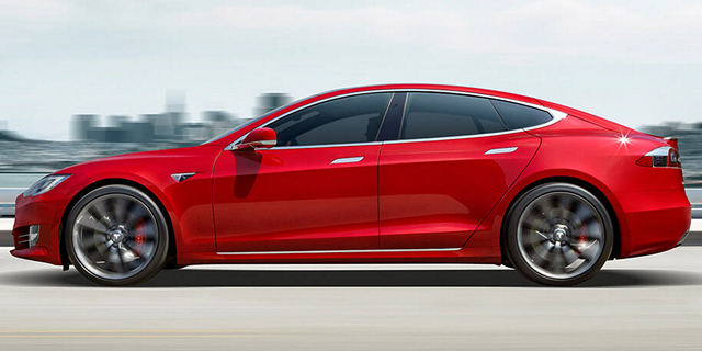 Tesla Cars Will Get a Romance Mode Before Becoming Fully Autonomous