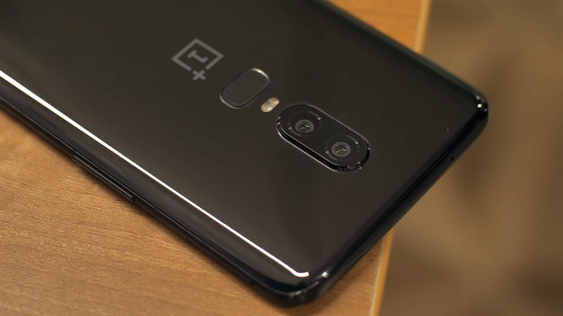 OnePlus 6 Review: A Little Pricey but Hard to Beat! | Beebom