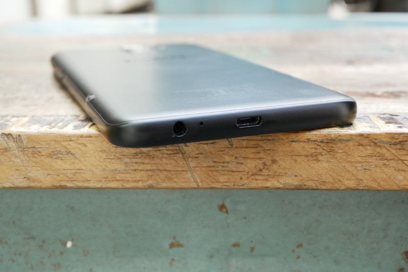 Samsung Galaxy J8 Review: Worth the Price? | Beebom