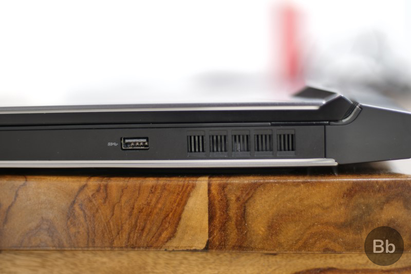 Alienware 17 R5 Review: Your Tank for All Sorts of Fights? | Beebom