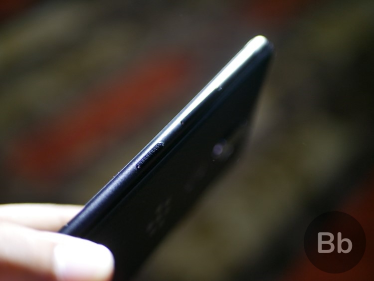 BlackBerry Evolve, Evolve X Hands-on: Not Enough Substance For The ...