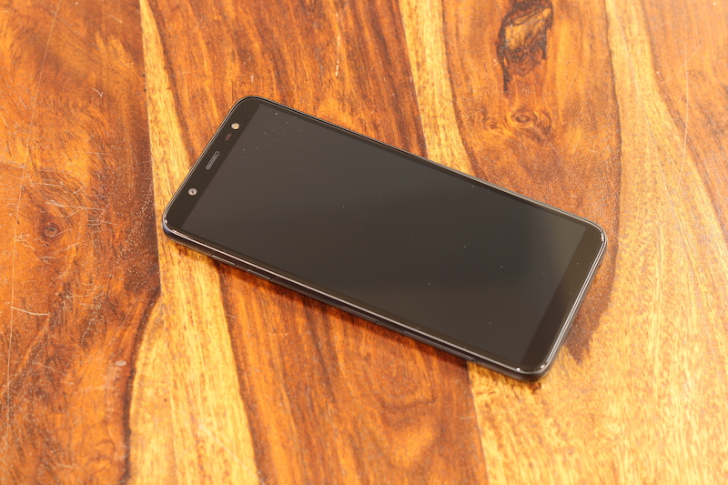 Samsung Galaxy On8 Review: Overpriced for What It Offers | Beebom