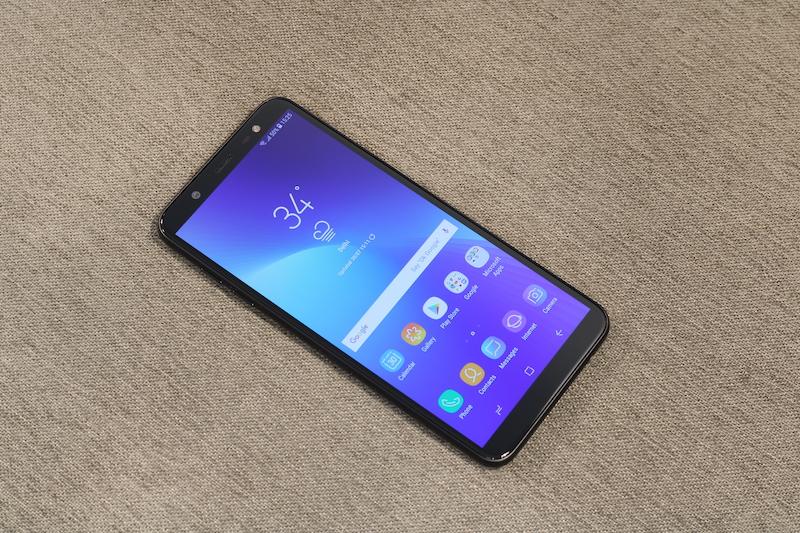 Samsung Galaxy On8 Review: Overpriced for What It Offers | Beebom