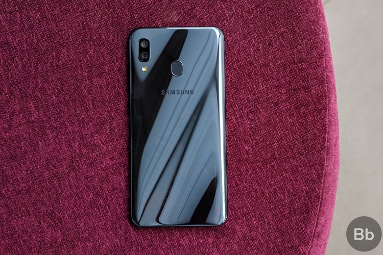 Samsung Galaxy A30 Review: Should You Go For It? | Beebom