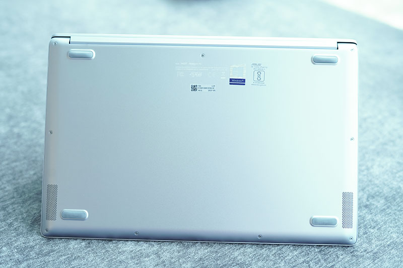 Asus Vivobook 14 X403 Review: The Perfect Work Laptop | Beebom