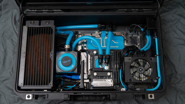 This Redditor Built a Portable Gaming Rig in a Briefcase | Beebom