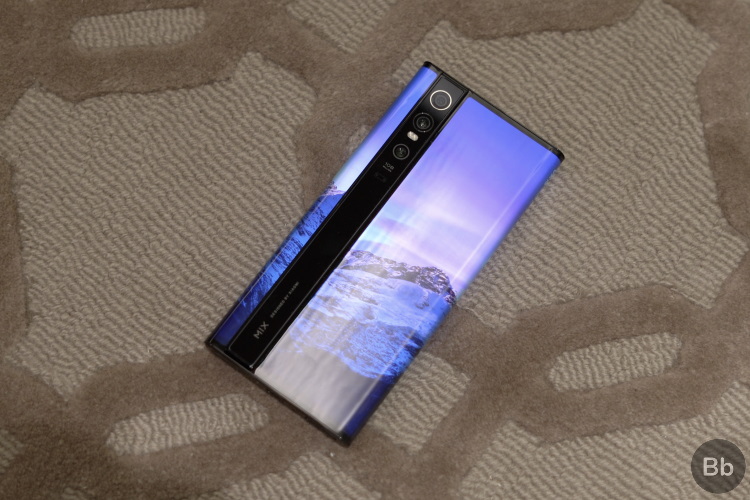 I Got A Close Look at The Mi Mix Alpha and it's an Eye-Candy Like None ...