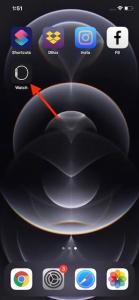 What is Screen Curtain and How to Use It on iPhone | Beebom