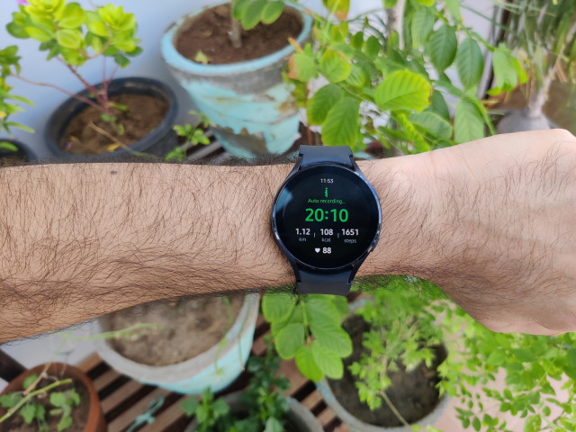 Samsung Galaxy Watch 4 Review: Is It The Best Android Smartwatch? | Beebom