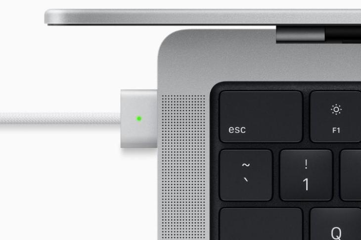 Apple Brings Back MagSafe Charging with the New MacBook Pro | Beebom