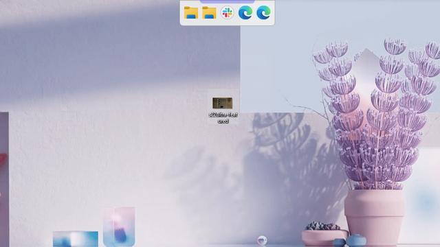 How to Drag and Drop Files onto the Windows 11 Taskbar | Beebom