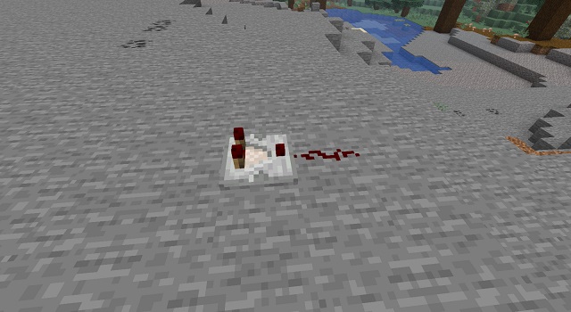 How to Make a Redstone Comparator in Minecraft (2022) | Beebom