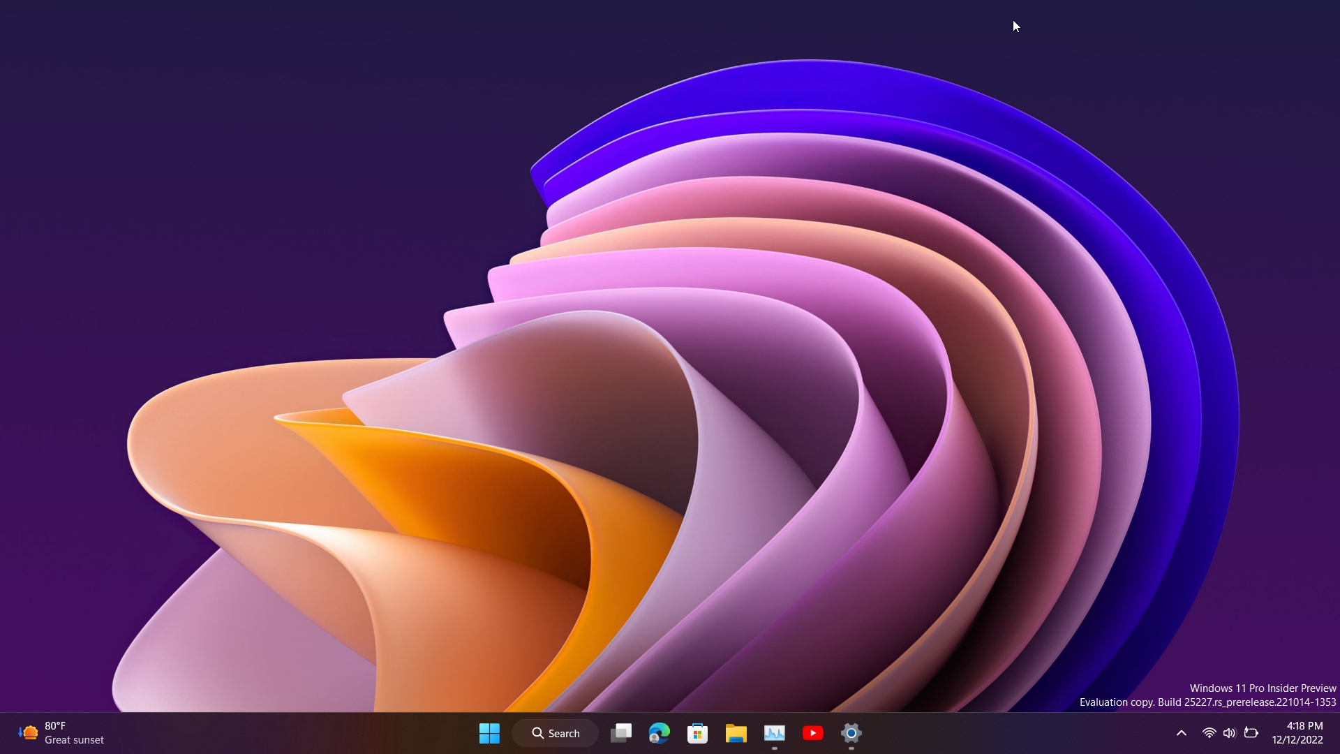 How to Enable Hidden Education Themes on Windows 11 | Beebom