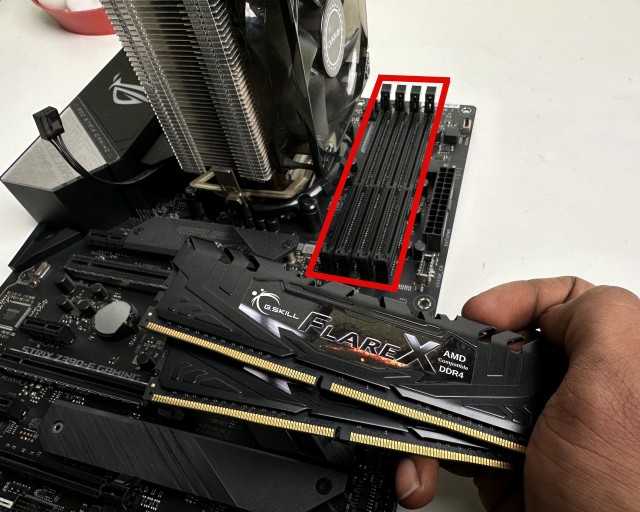 How to Install RAM on Motherboard in Your PC (2024) | Beebom