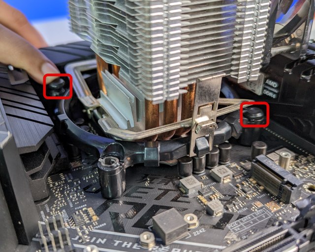 How to Install Air Cooler or AIO on Your CPU (2024) | Beebom