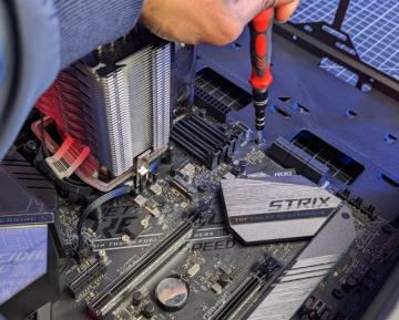 How to Install the Motherboard in Your PC Case (2024) | Beebom