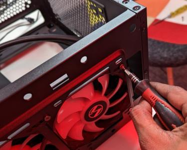 How to Install Air Cooler or AIO on Your CPU (2024) | Beebom