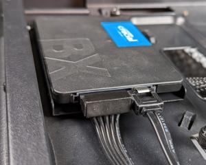 How to Install an SSD In Your Desktop PC (Guide) | Beebom