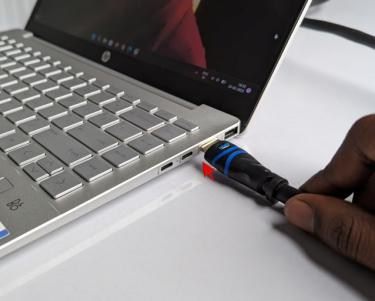 How to Change Your Monitor's Refresh Rate (Guide) | Beebom