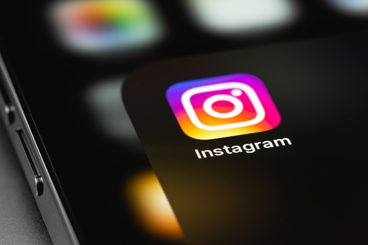 How to Update Instagram on iOS and Android | Beebom