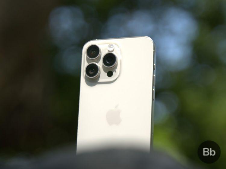 iPhone 17 Pro Max Likely to Get Three 48MP Cameras For Improved Zoom ...
