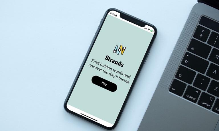 How to Play NYT Strands (With Tips & Tricks) | Beebom