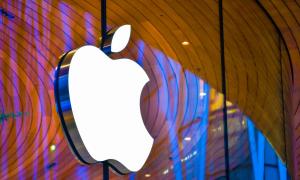 Apple's Smart Glass Ambitions Take Shape with New Chip in the Works ...