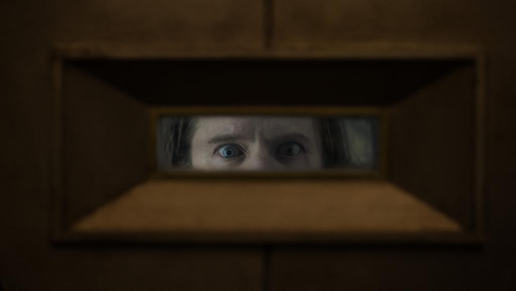 Silo Cast: All Reappearing and New Characters in Season 2 | Beebom