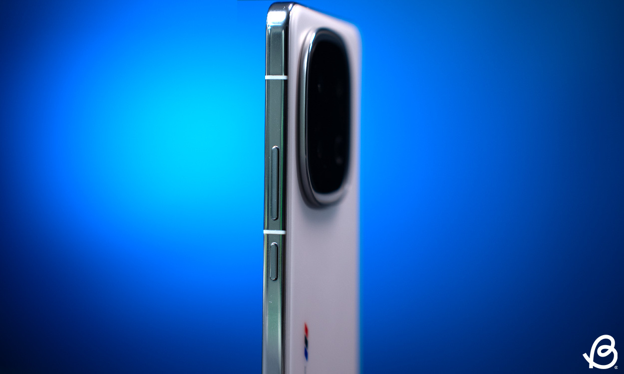 iQOO 13 Review: Exceptionally Elite Experience | Beebom