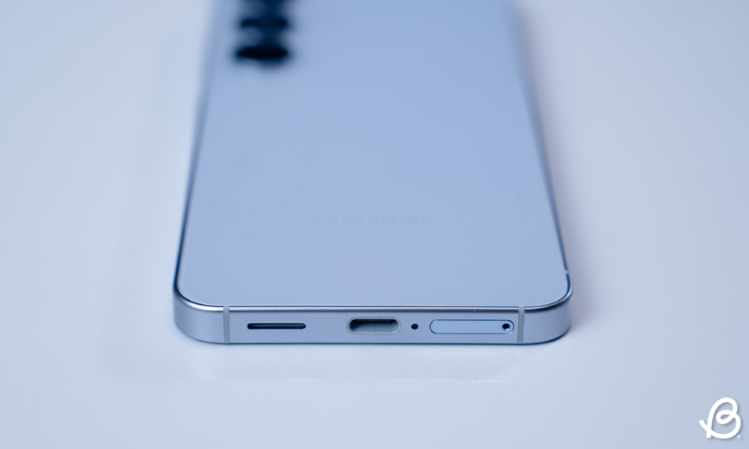 Samsung Galaxy S25 Review: A Compact Flagship For Everyone | Beebom