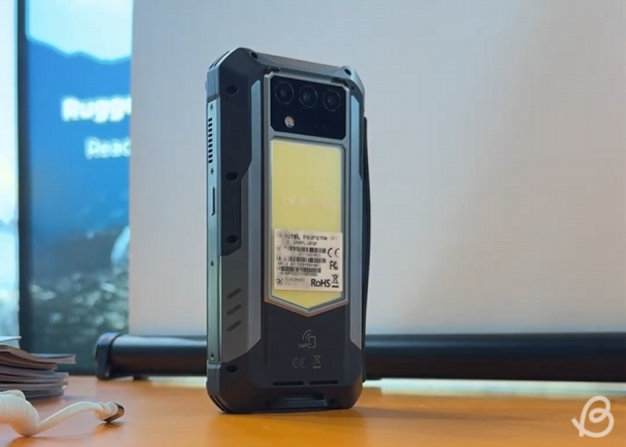 15 Best Smartphones That Stole the Show at MWC 2025 | Beebom