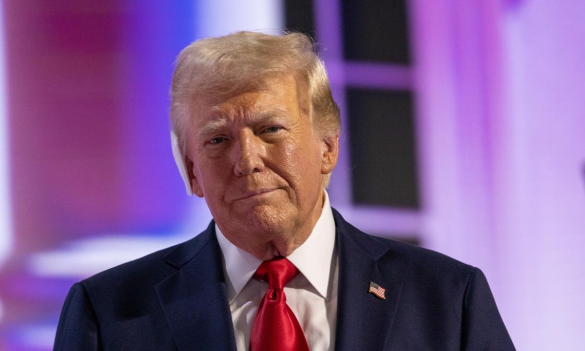 Trump Raises China Tariffs to 125%, Announces 90-Day Pause for Others ...