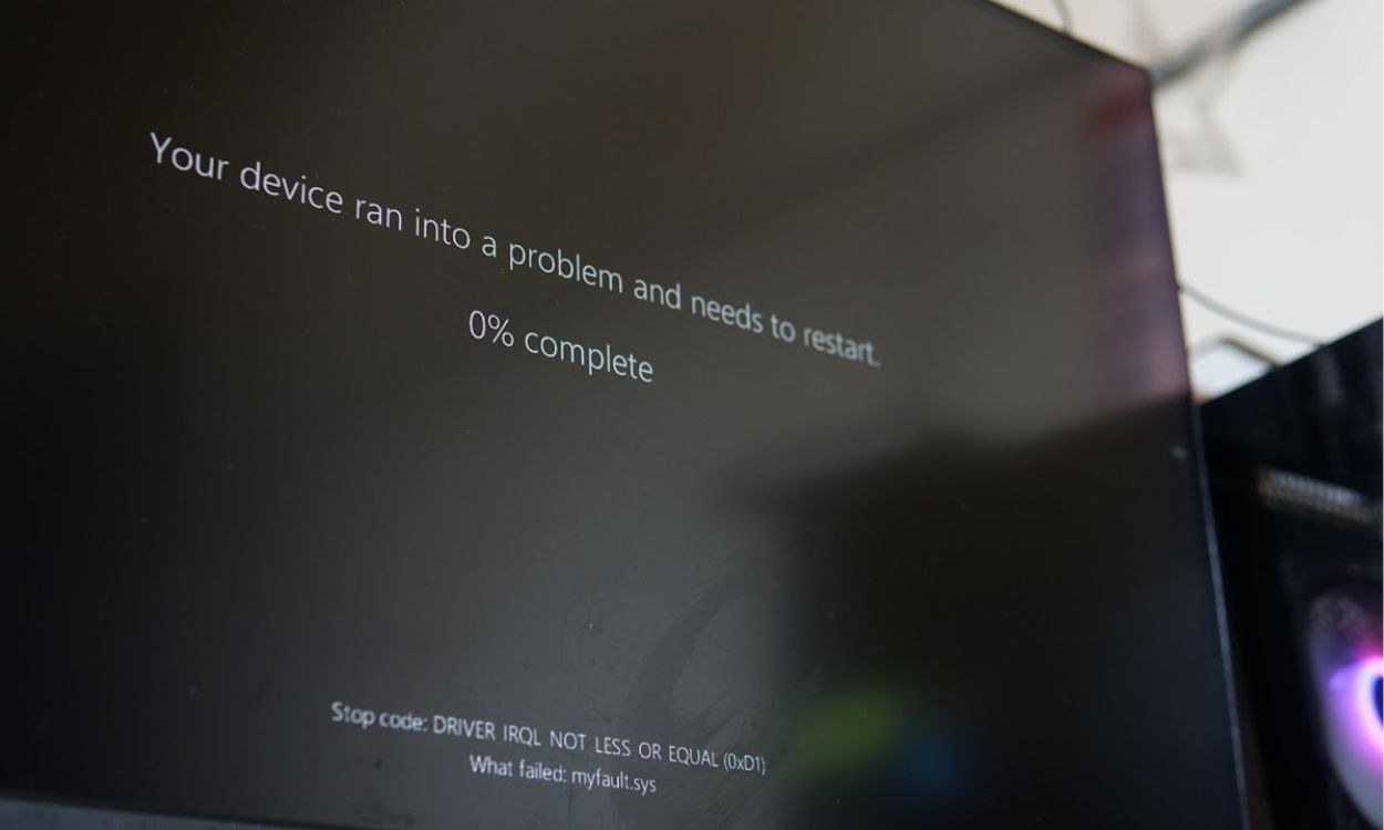 Windows' Iconic Blue Screen of Death Is No Longer Blue | Beebom