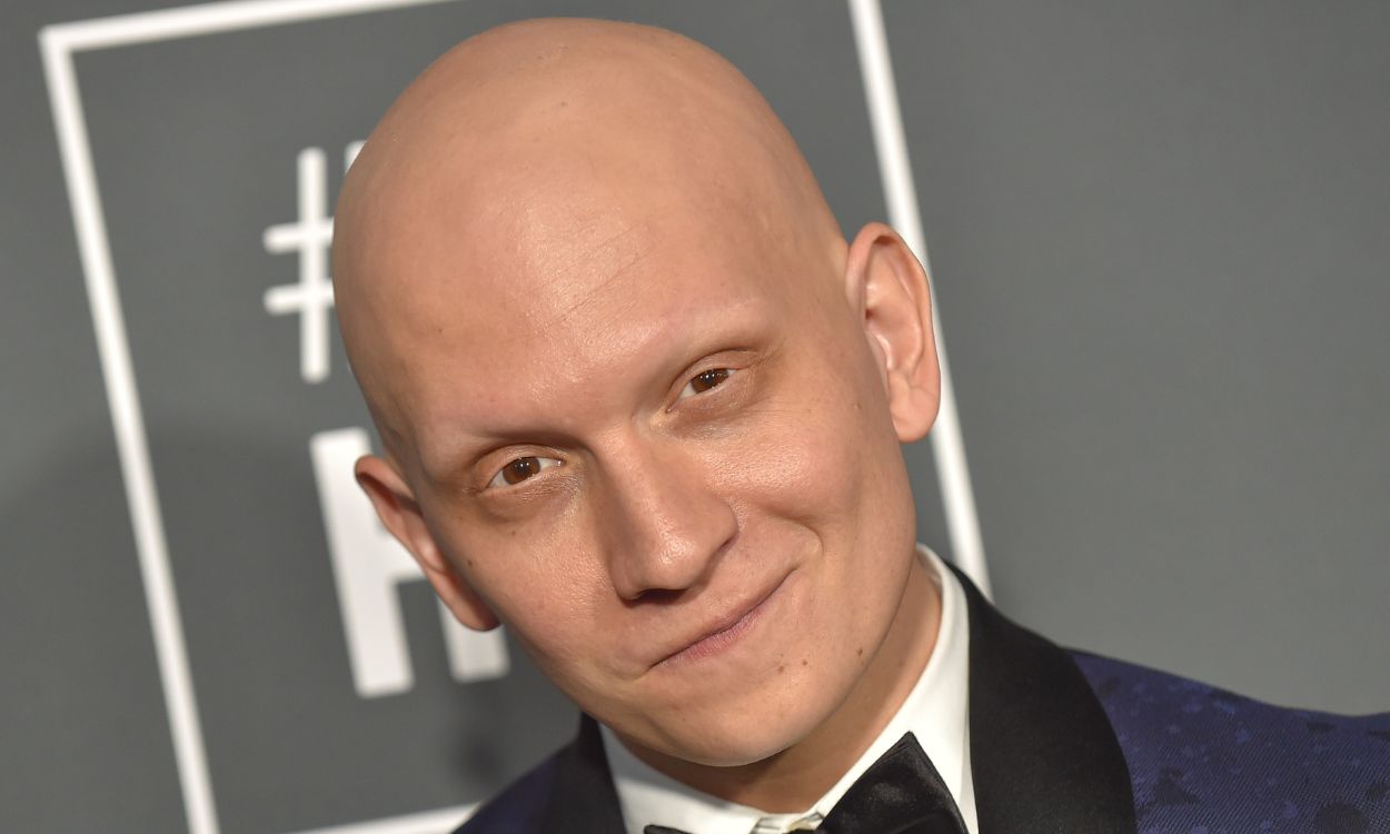 Who Is Metamorpho in Superman: Powers, Origin & Actor | Beebom