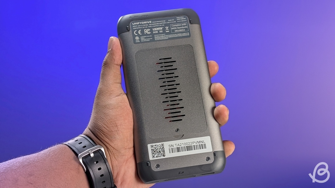 UnifyDrive UT2 NAS Review: A Swiss Army Knife of Storage Solutions | Beebom